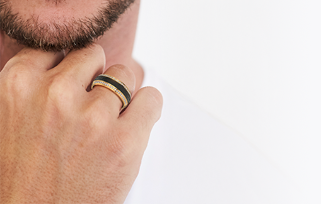 Ultimate Guide to Mixed Metal Engagement Ring | Austen & Blake Canada
